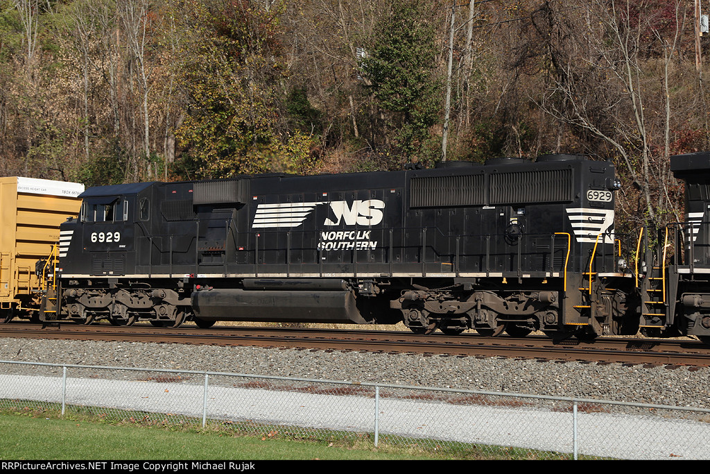 NS 6929